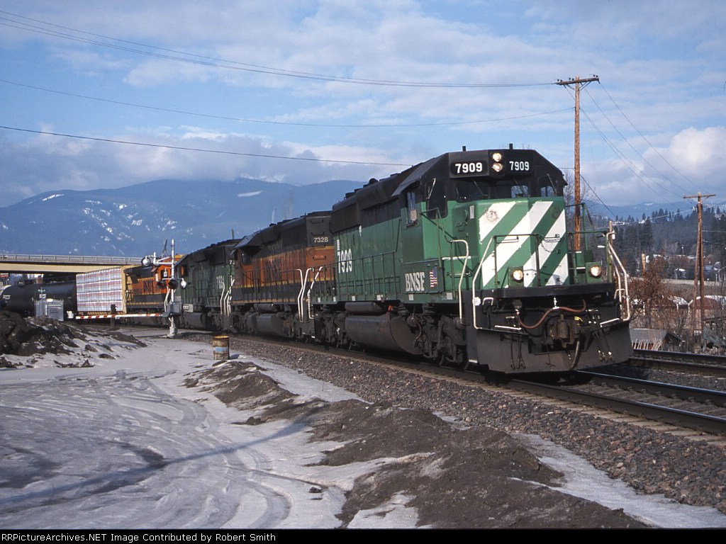 BNSF 7909